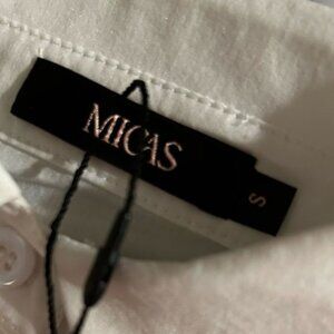 Micas | Tops | Micas White Twist Front Detail Short Sleeve Cropped ...